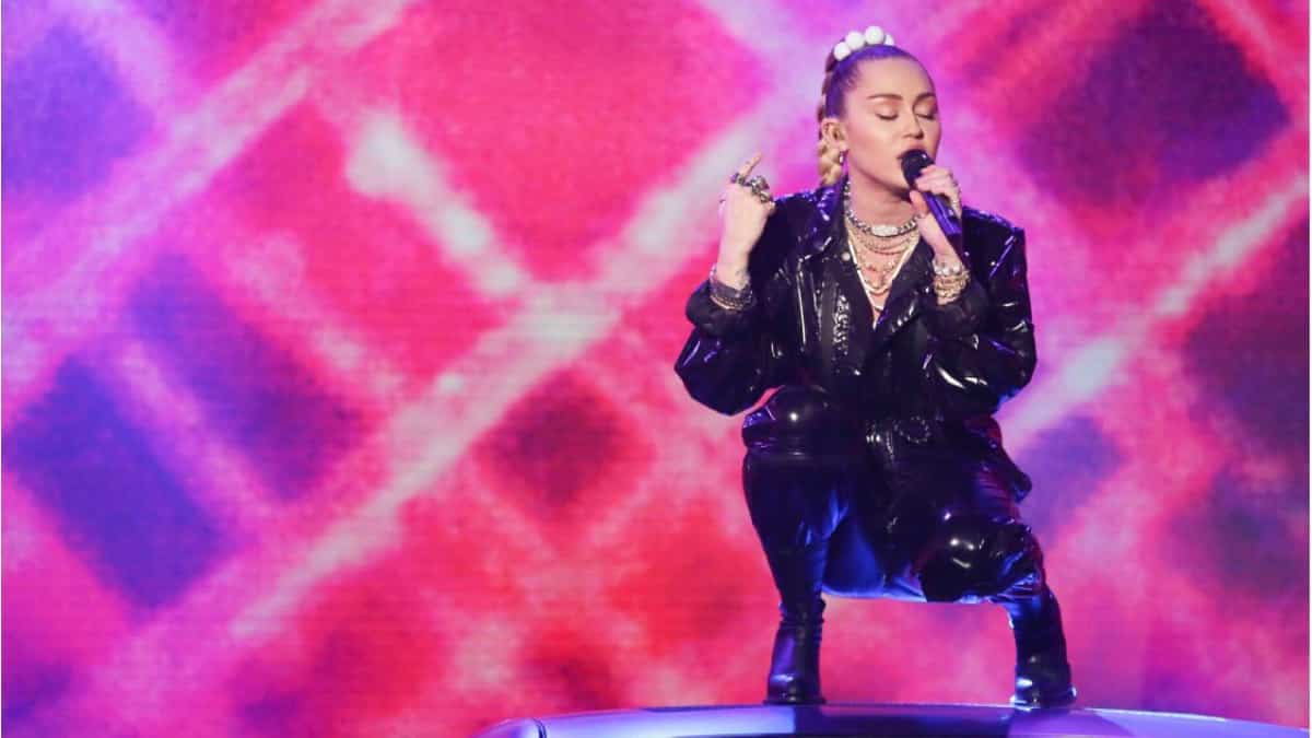 Miley Cyrus, ¿good or bad girl?